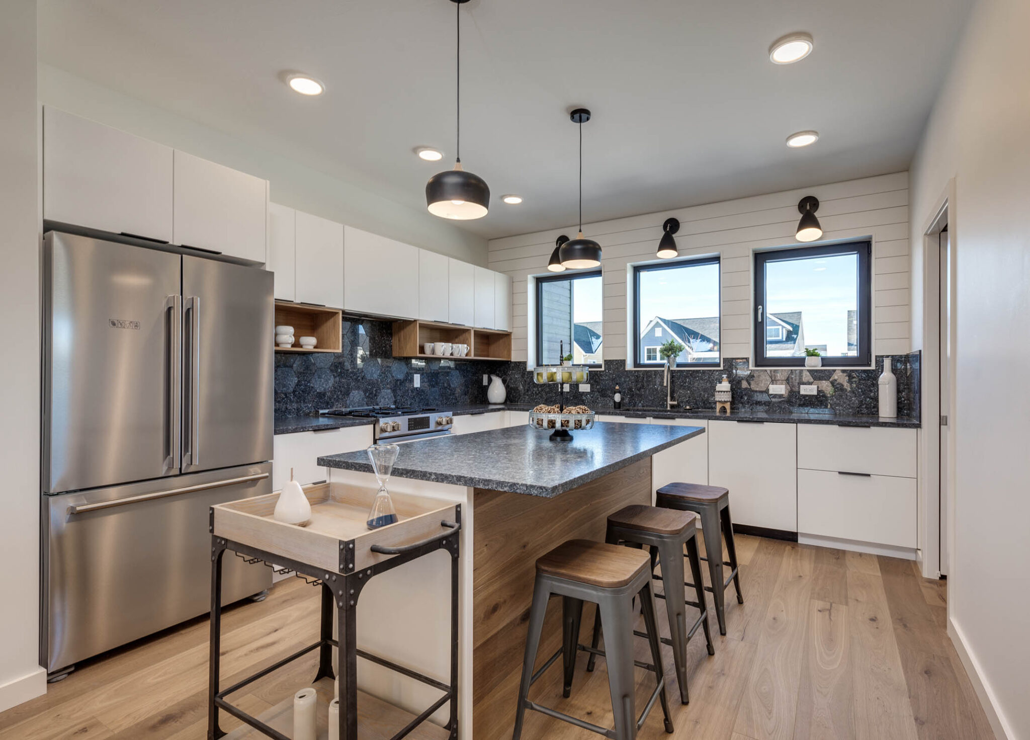 CADIUS PARTNERS DEVELOPMENTS – Mosaic Architecture